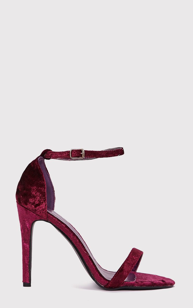 Sandals | Women's Shoes | PrettyLittleThing.com