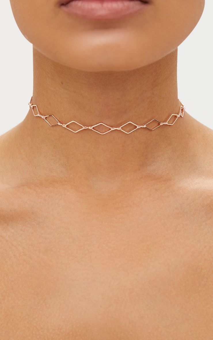 Chokers | Black & Gold Choker Necklaces | PrettyLittleThing