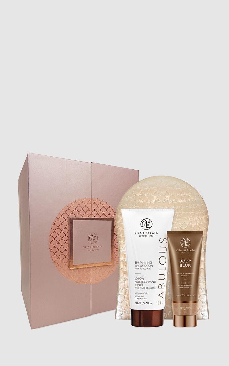 Christmas Shop | Outfits & Gifts | PrettyLittleThing