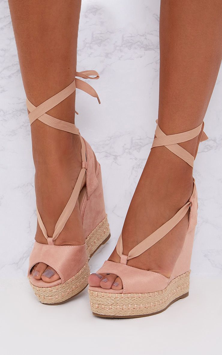 Chaussures femme | Talons, chaussures plates et bottes PrettyLittleThing.fr